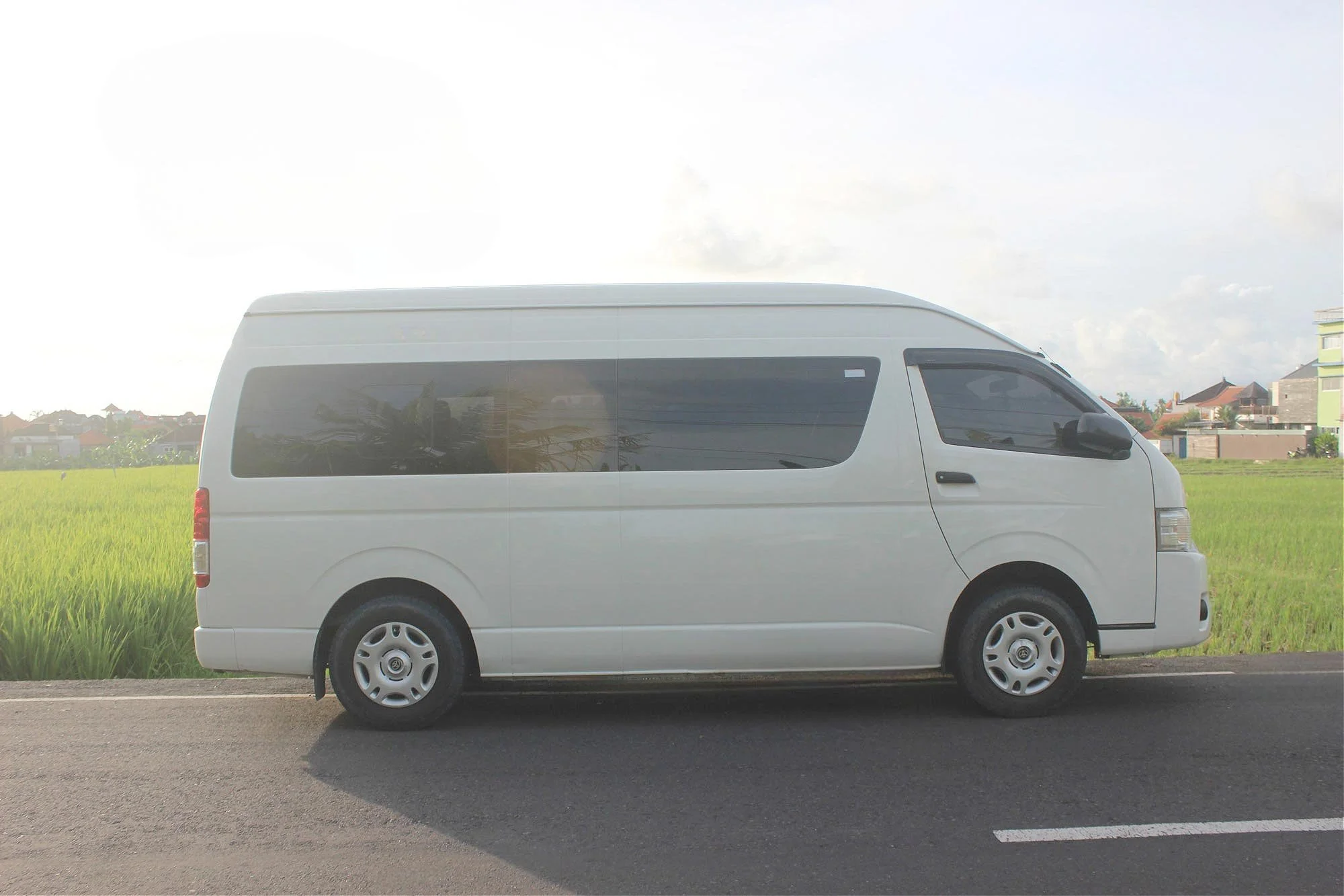 Hiace Bus Way Back