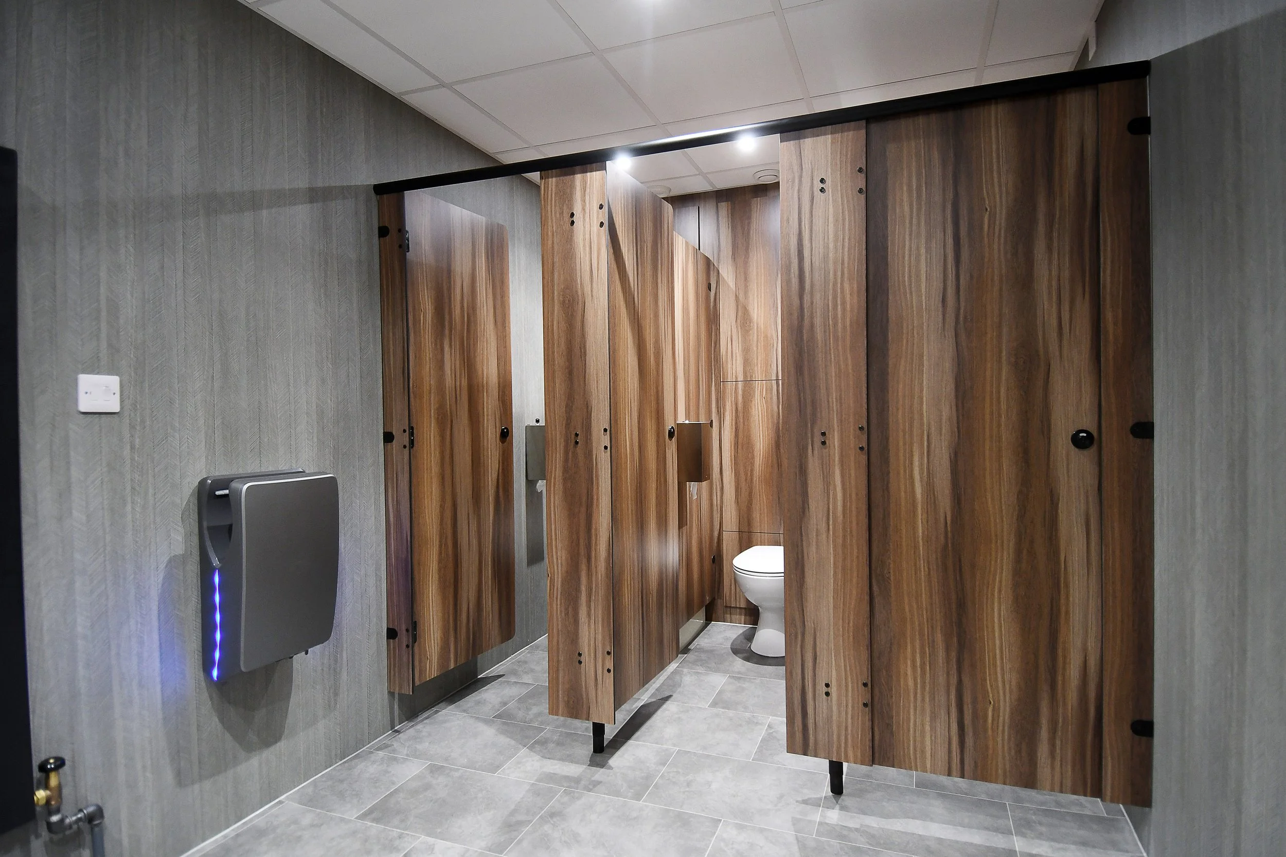 Washroom Refurbishment Design Examples Portfolio — Cr8tive Washrooms