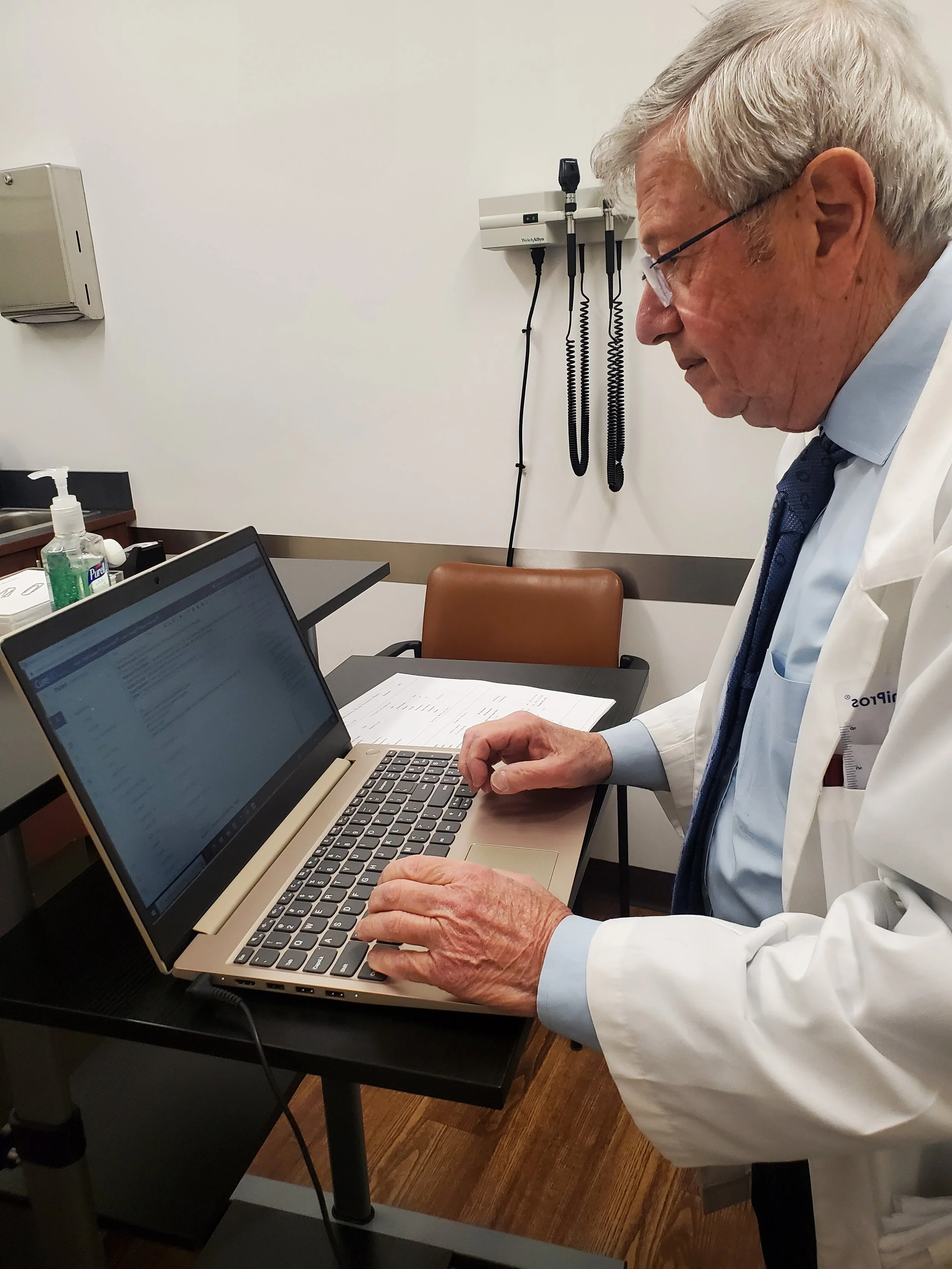 Our Consulting Nephrologists — Lower Manhattan Dialysis Center