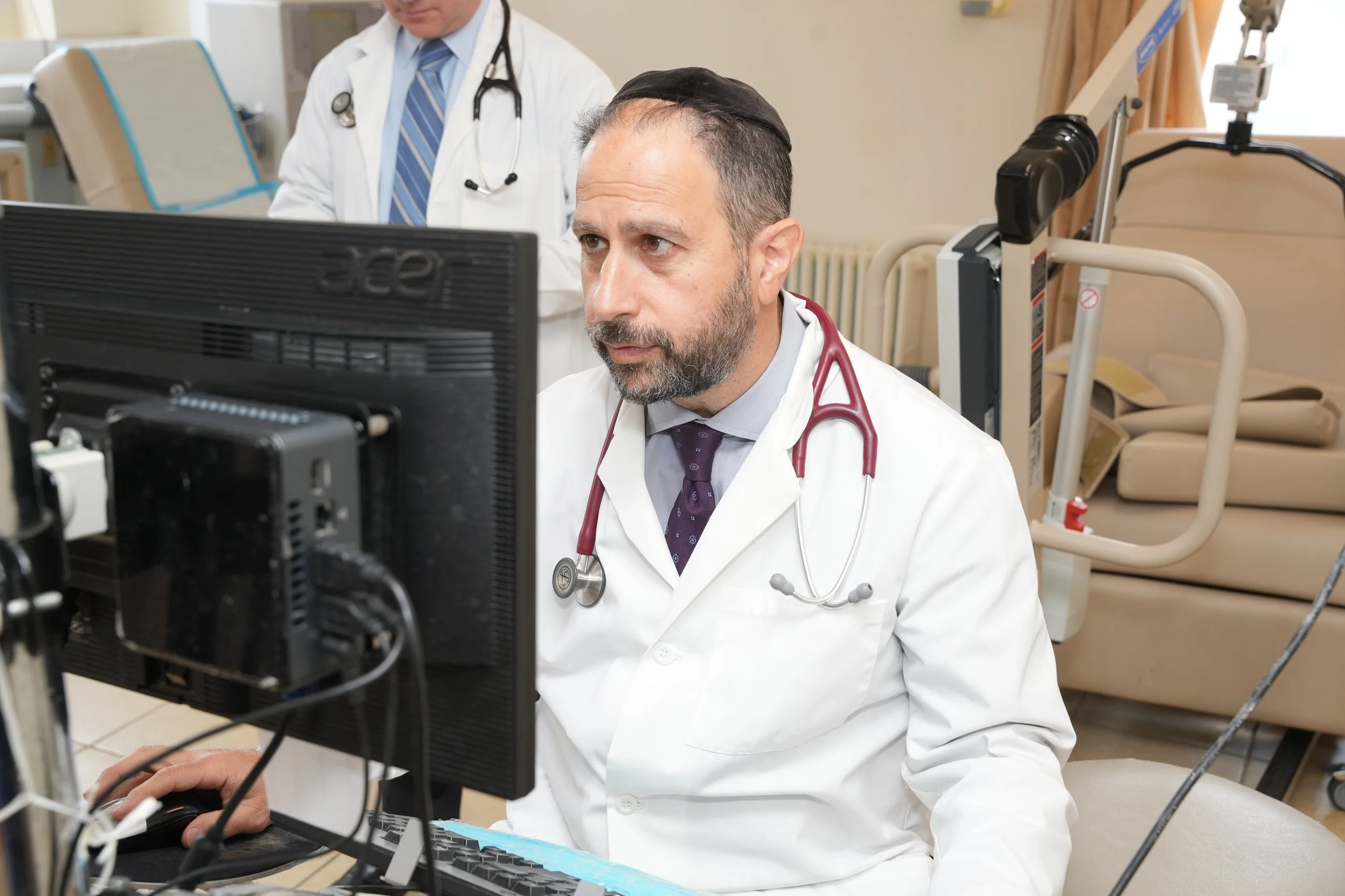 Our Consulting Nephrologists — Lower Manhattan Dialysis Center