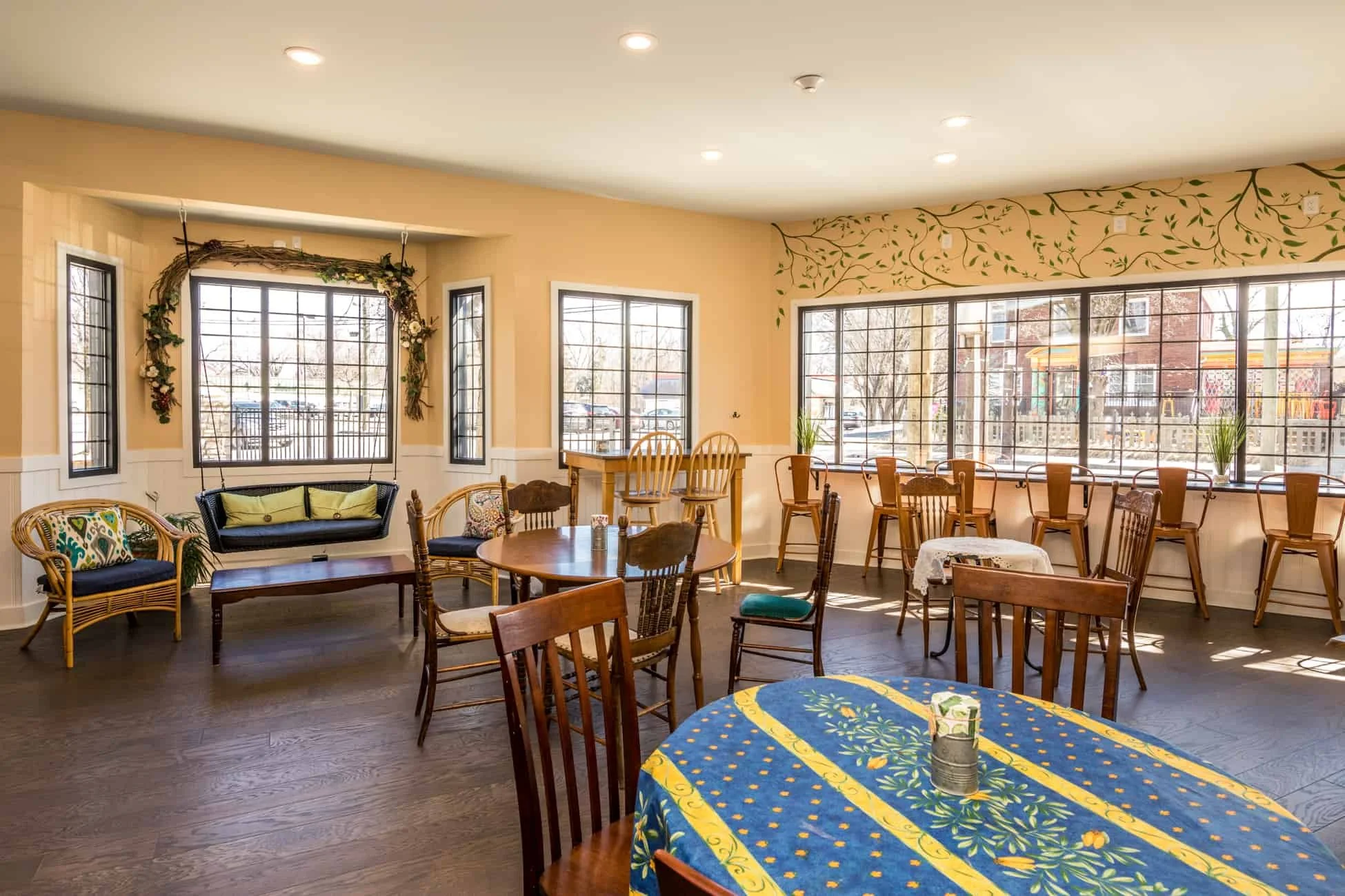 Restaurant Gallery — Café Alma Cincy