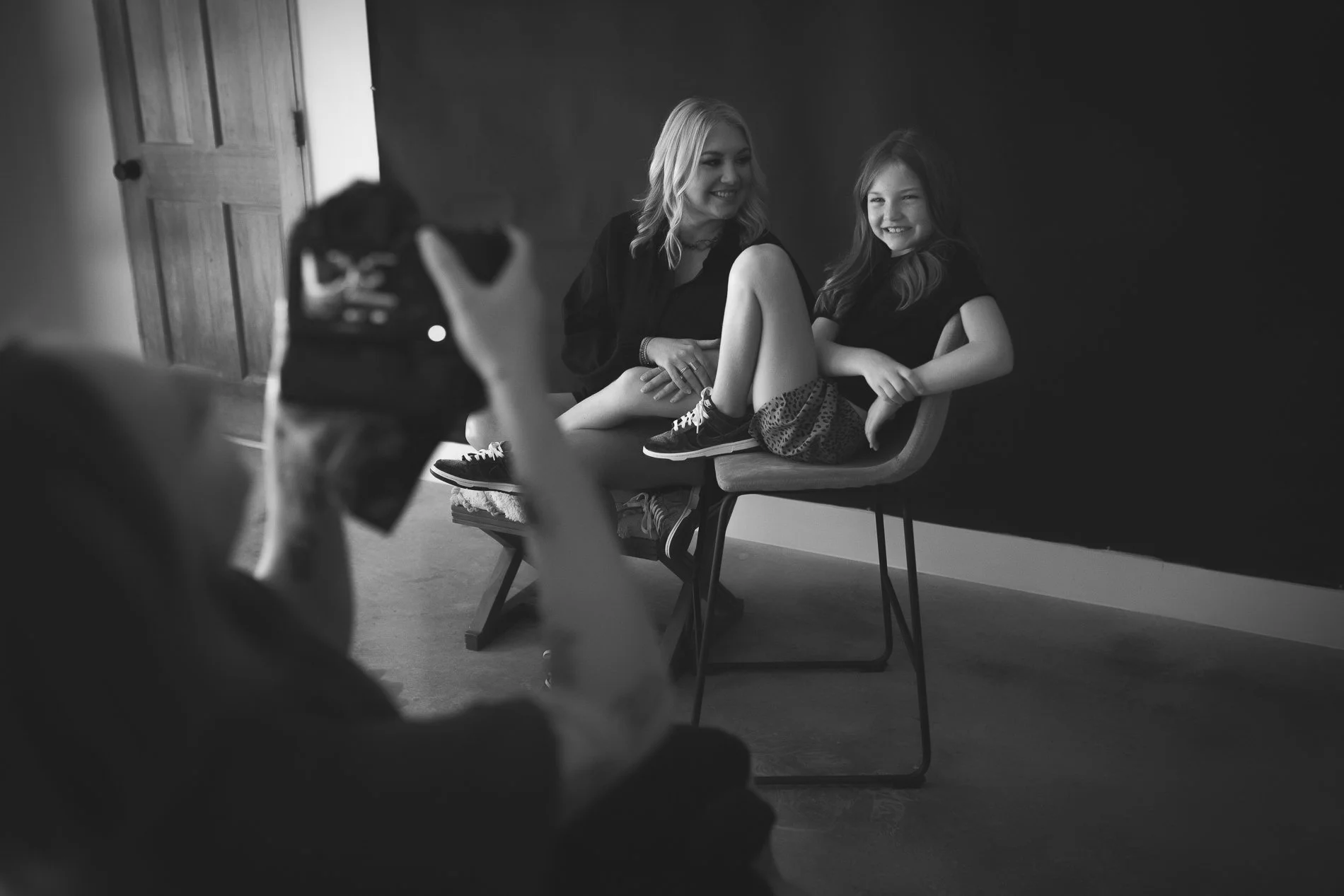 ANGELA BLAKE - Beauty-Centered Photography for Everyday Women