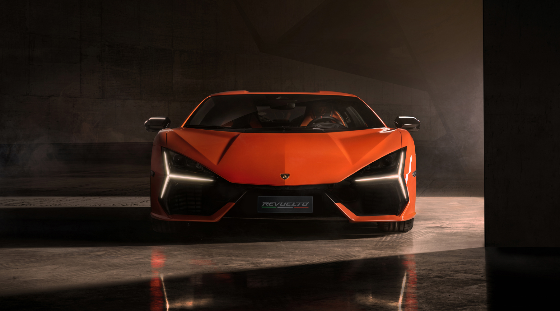 Lamborghini Revuelto, el primer superdeportivo híbrido V12 HPEV — Q8 ...