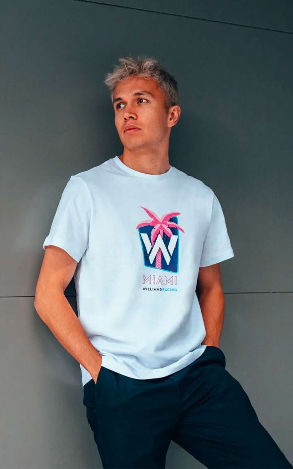 Galería: conoce las propuestas de merch del Miami GP — Q8 Magazine