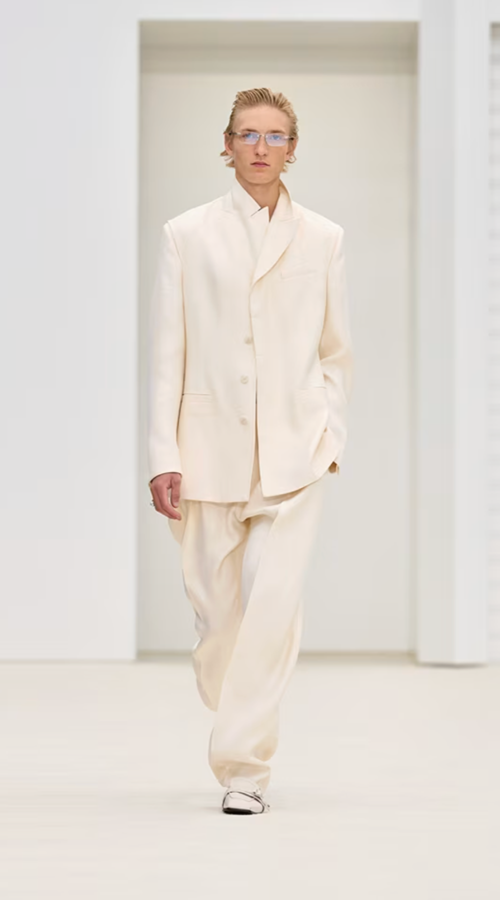 Ferrari Style Spring/Summer 2026: lujo y precisión a la italiana — Q8 ...