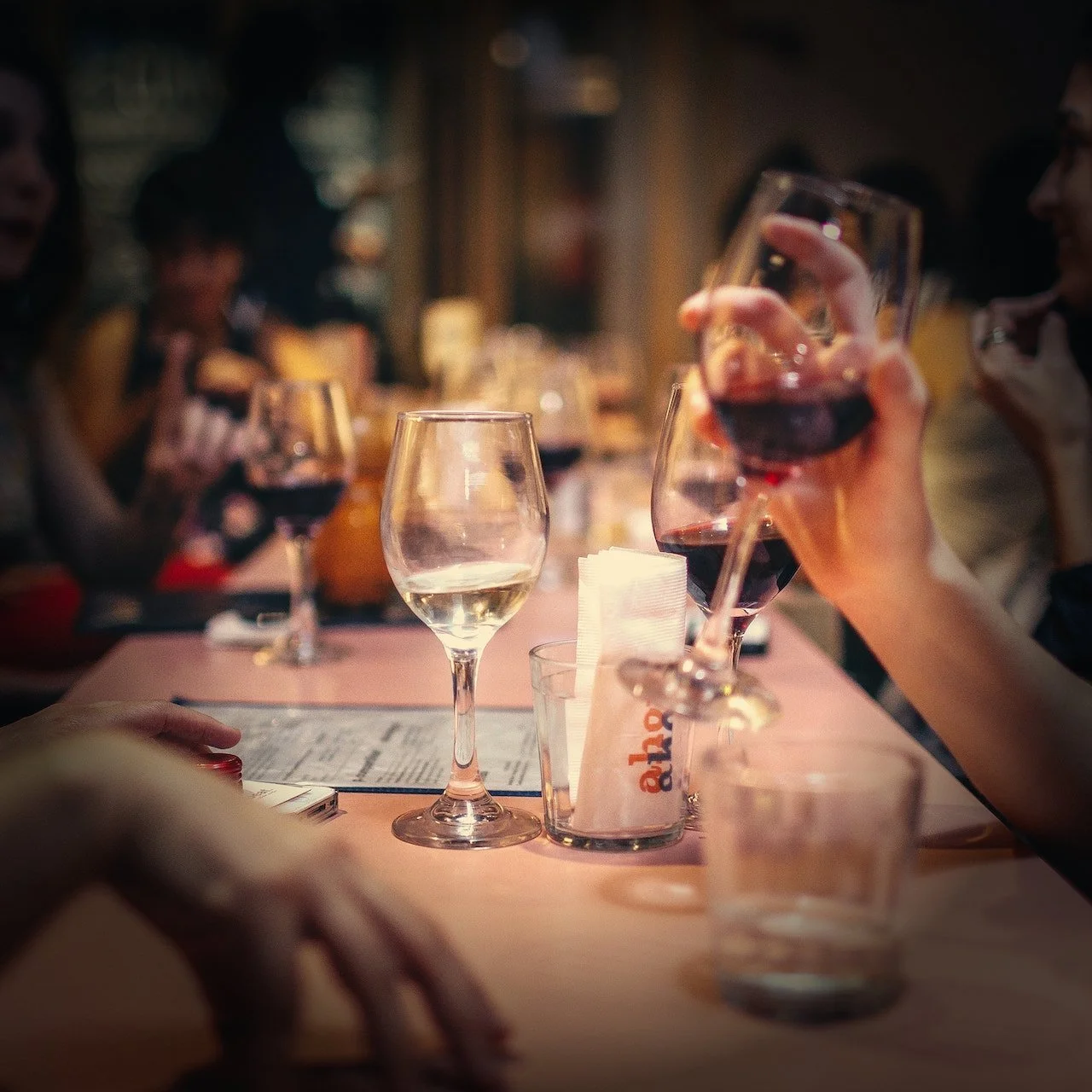 Hux Hotel. Accomodation, bar and live music in Kensington, London