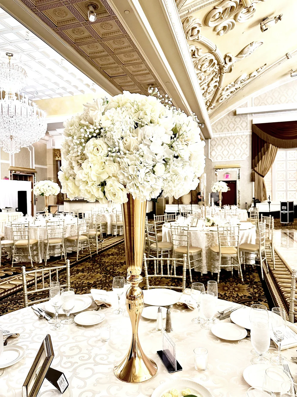Anissa | Elevate Your Wedding — Book Now — FLORÉAL BLOOMS