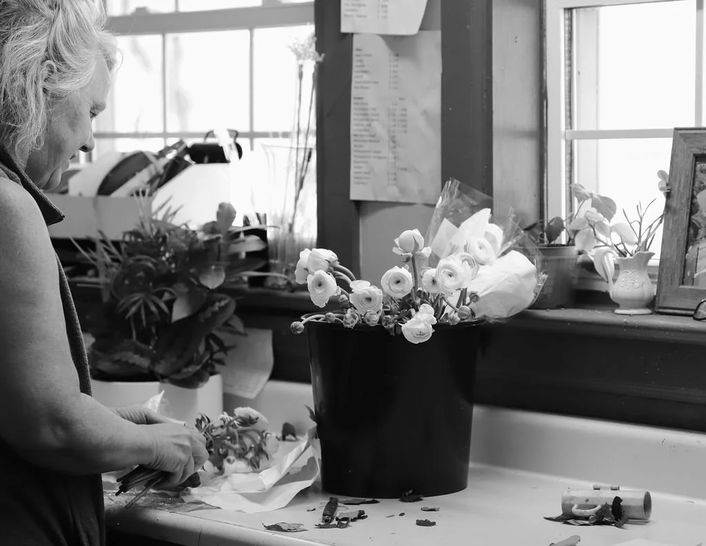 Wedding Flowers: A Q&A with Farmside Florist's Lead Floral Designer ...
