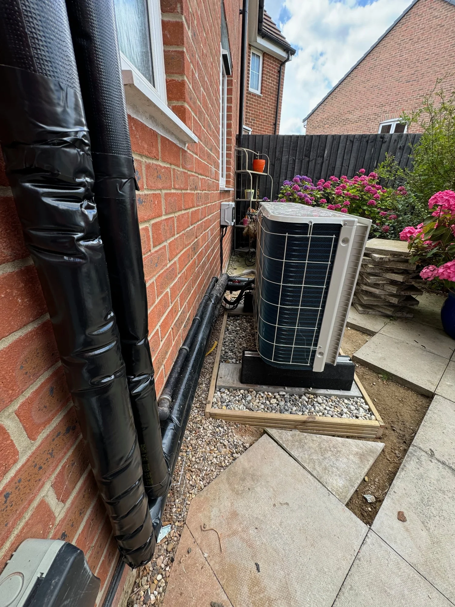Octopus Energy Daikin Heat Pump Installation - Day 5 — Real-World Home ...