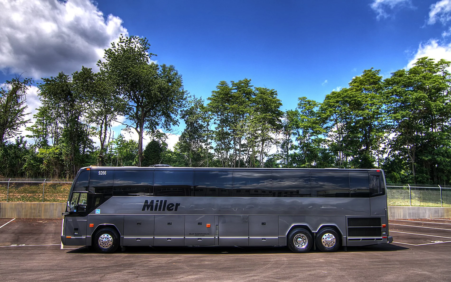 Bus Transportation Services in Louisville, Kentucky, Columbus, Ohio ...