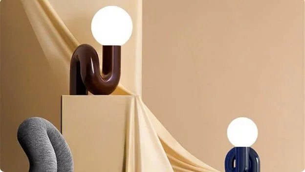 10 Ways to Style Curl Lamps in Contemporary Interiors