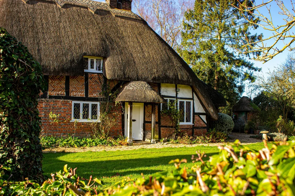 10 Tiny Cottage Plans for Cozy Living in Small Spaces