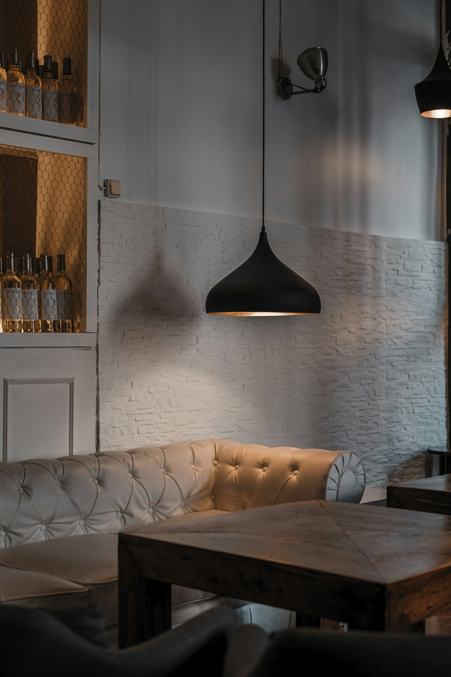 How to Create a Warm Interior Design