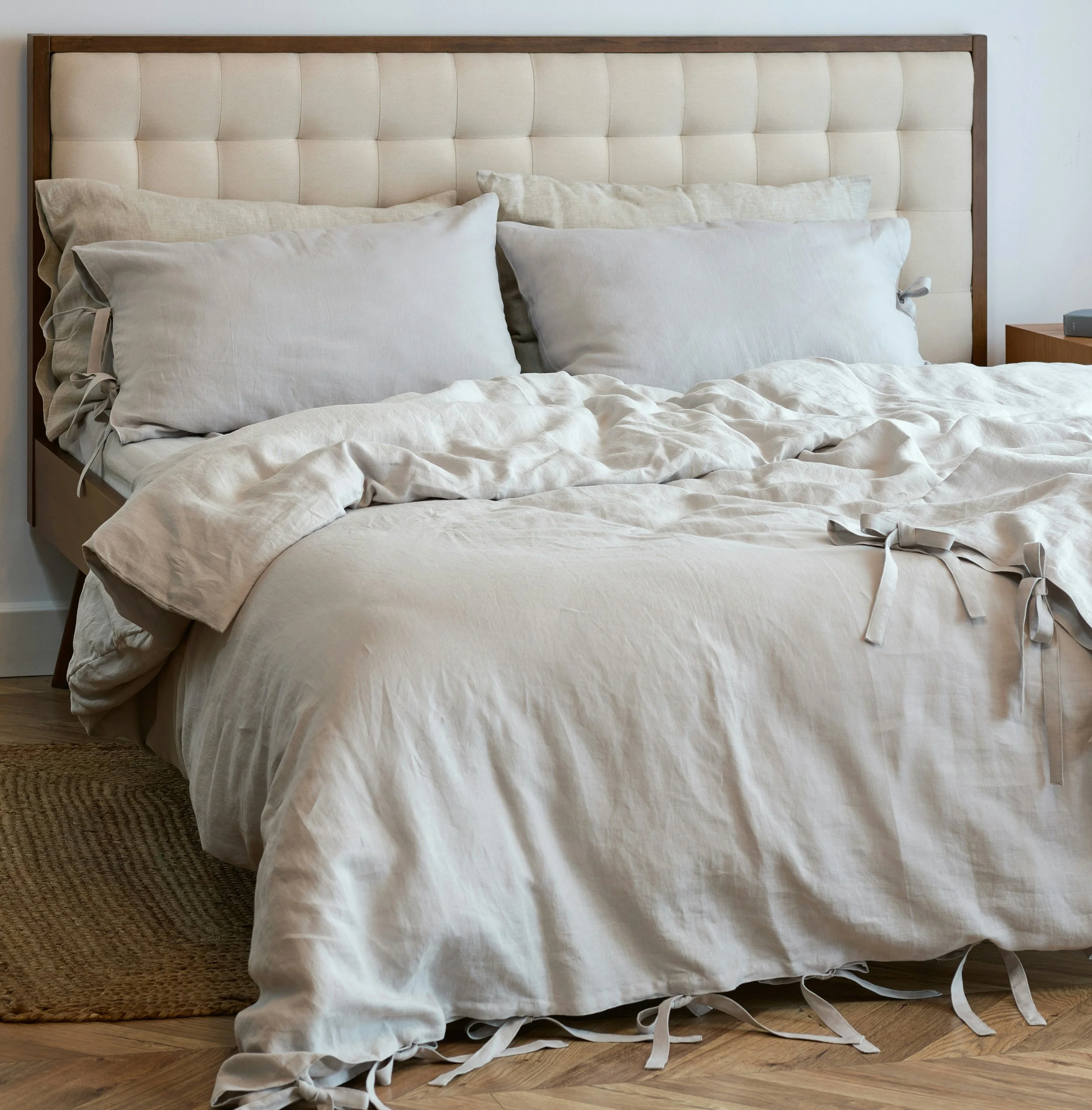 How to Properly Wash and Maintain Bedspread Fabrics