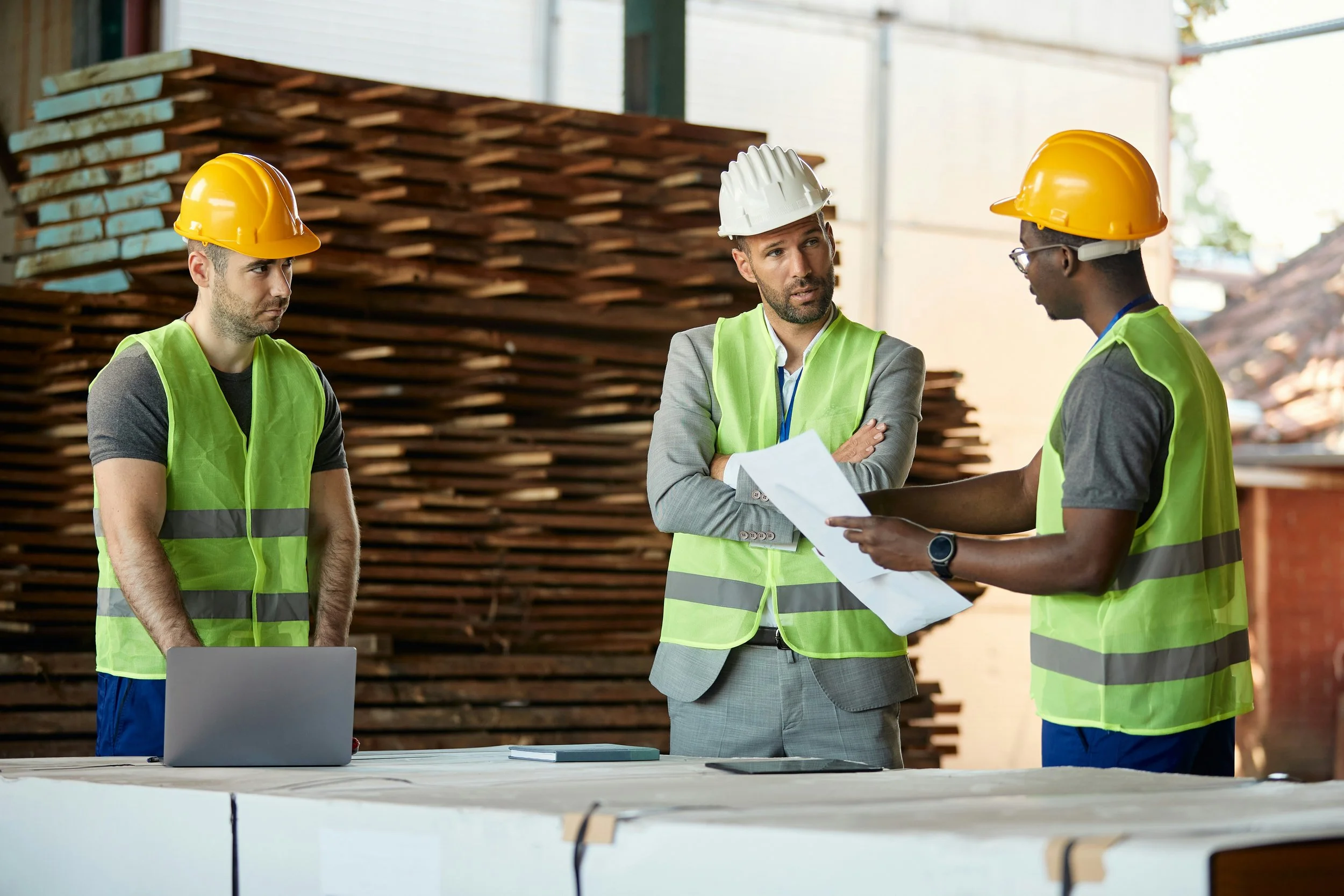 When Should You Call a Handyman vs. a Specialist Contractor?