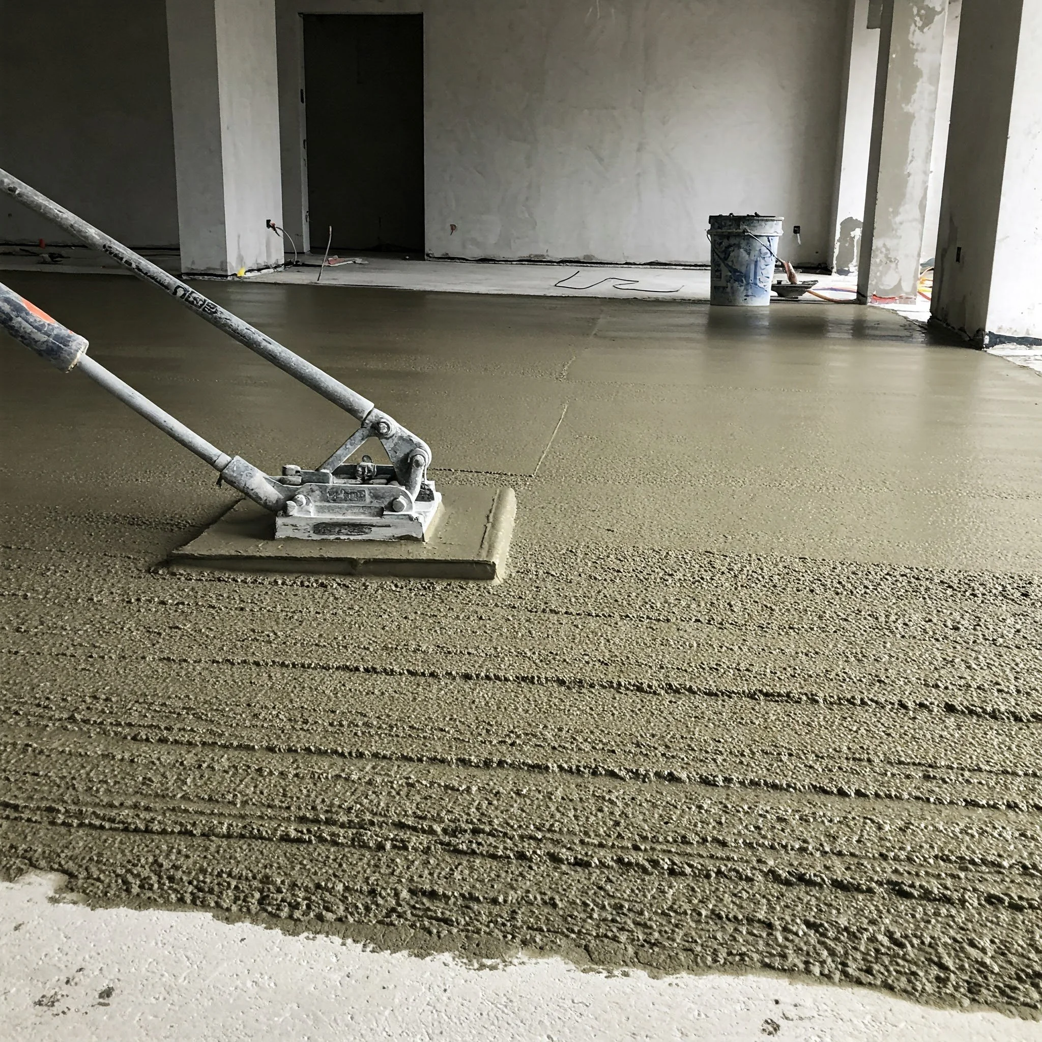 The Ultimate Guide to Floor Screeding: Why It’s Essential for a Durable, Professional Finish