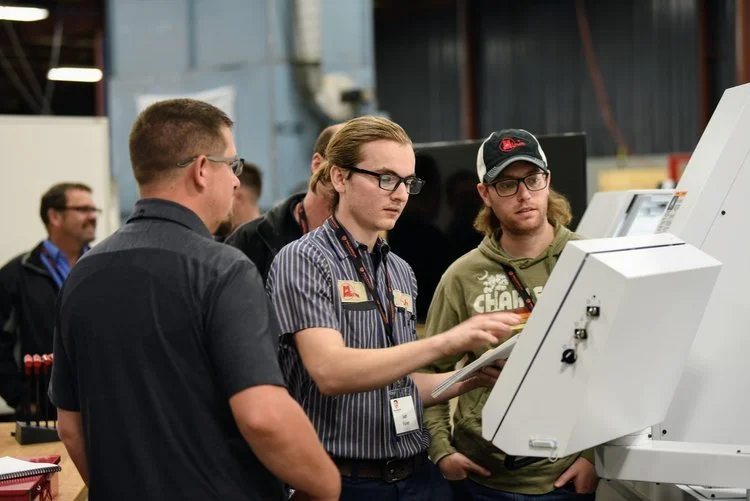 peerless-machinery.com