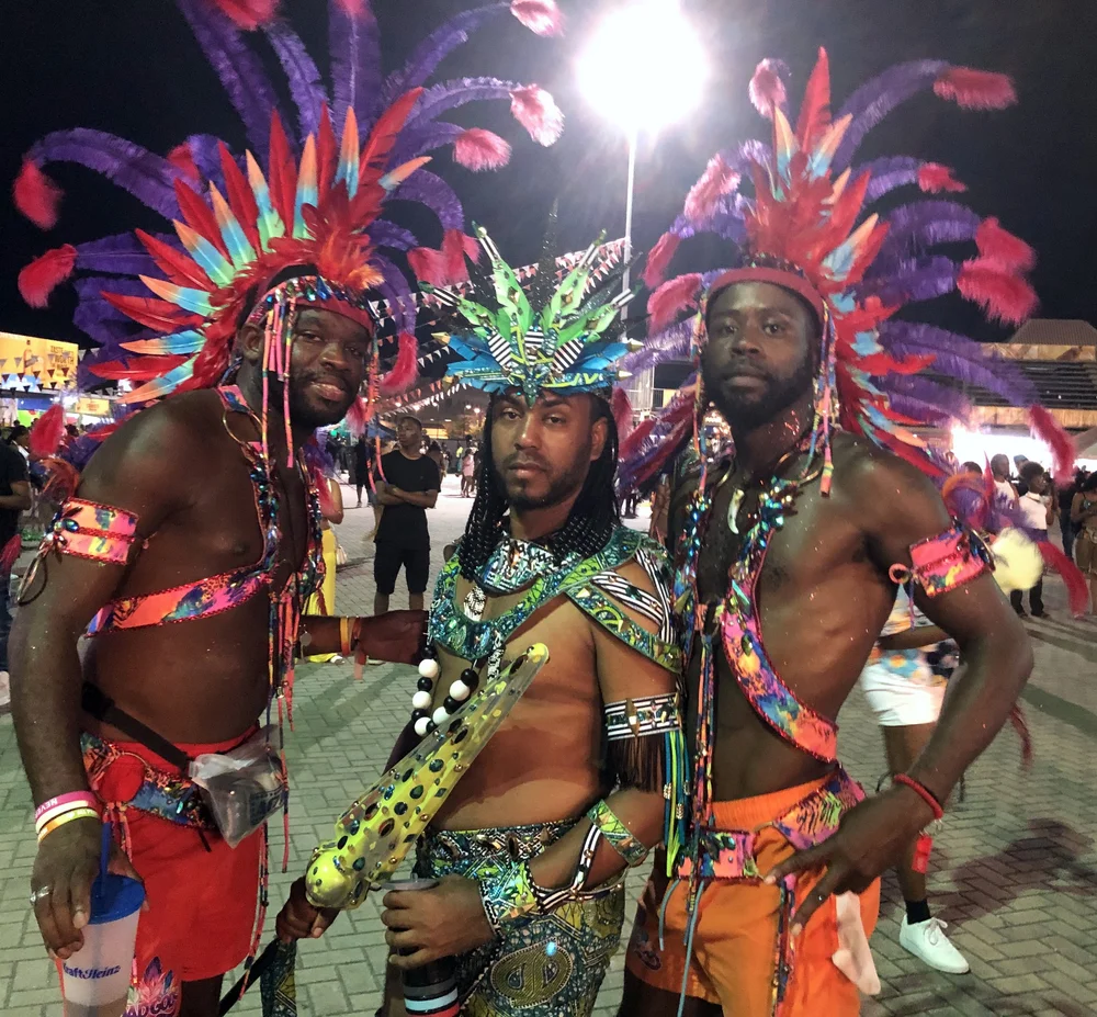 9 Reasons To Visit St. Maarten and St. Martin (SXM) — Bordersology