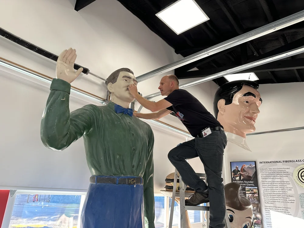 General 2 — American Giants Museum