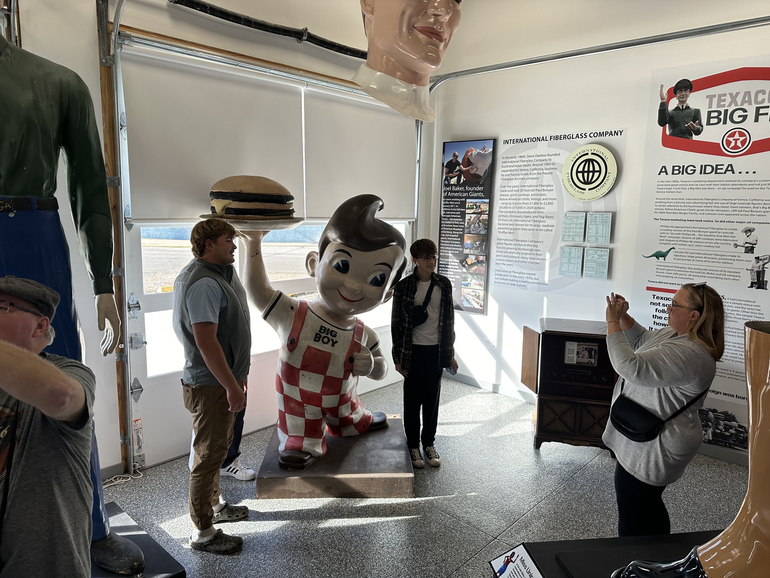 General 2 — American Giants Museum