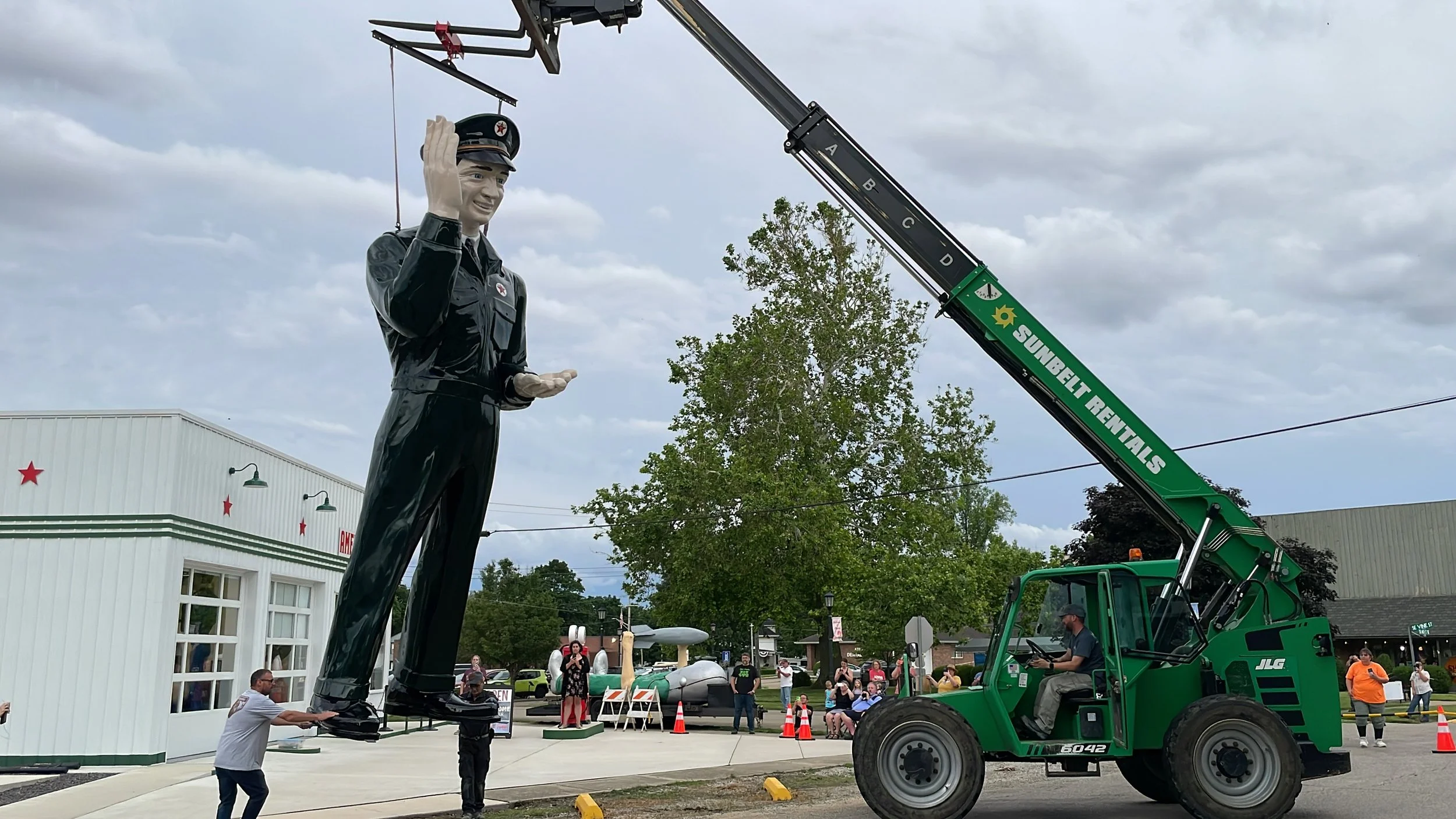 General 2 — American Giants Museum