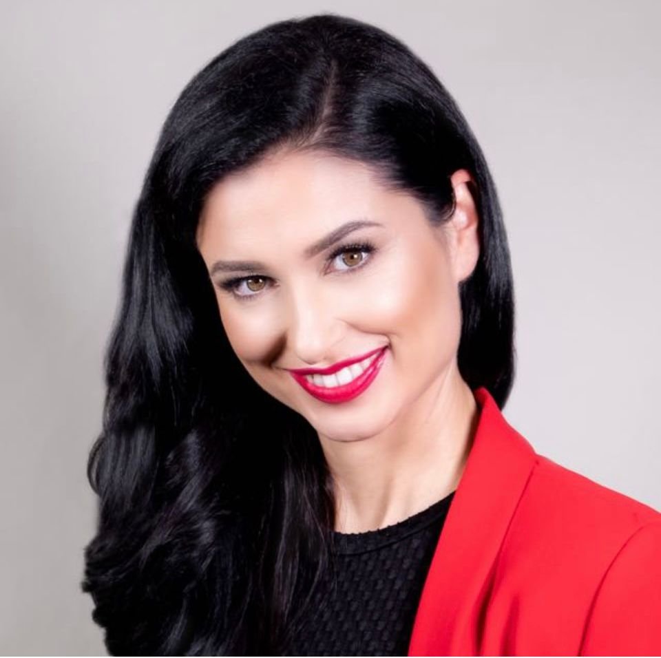 Biografía de la dermatóloga — Dra. Monika Heisig