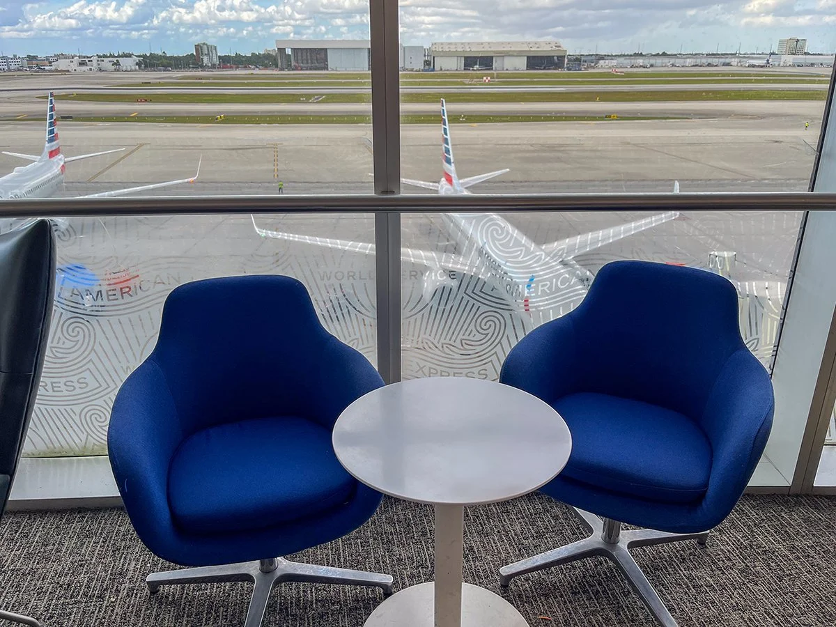 Amex Centurion Lounge Miami Review: A Comprehensive Guide — The Pointy ...