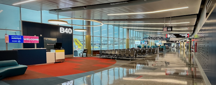 Lounge Review: The Chase Sapphire Lounge at Boston Logan International ...