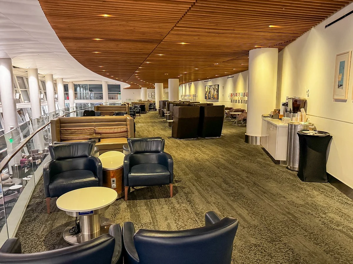 Delta Sky Club SeaTac: A Comprehensive Guide for Travelers — The Pointy ...