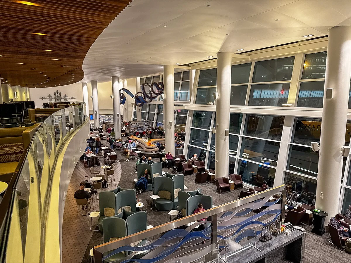 Delta Sky Club SeaTac: A Comprehensive Guide for Travelers — The Pointy ...