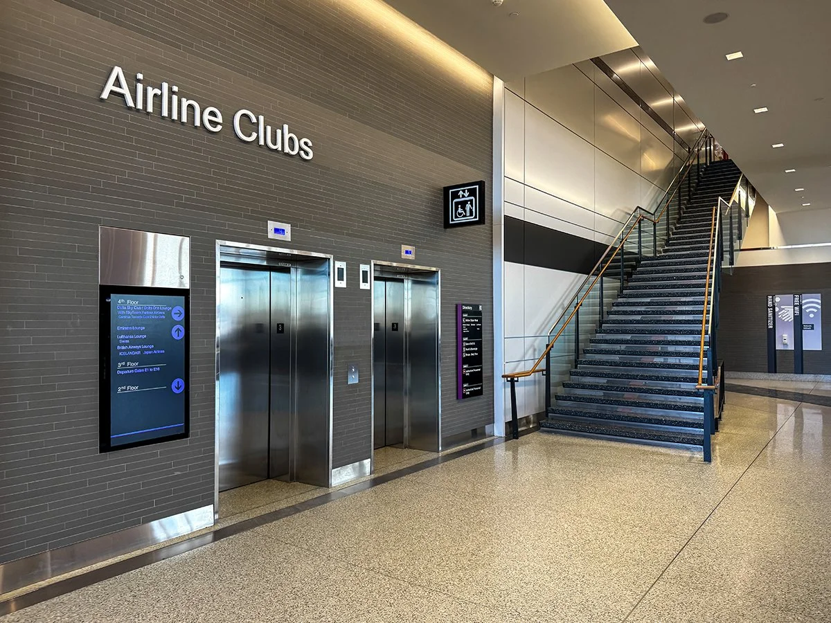 Boston Logan British Airways Lounge Access & Amenities 2025 Review ...