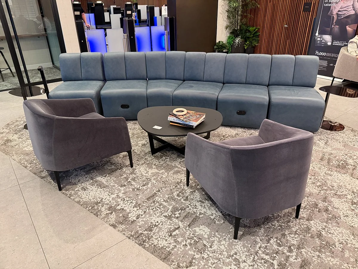 American Airlines Admirals Club Philadelphia Terminal A West Review ...
