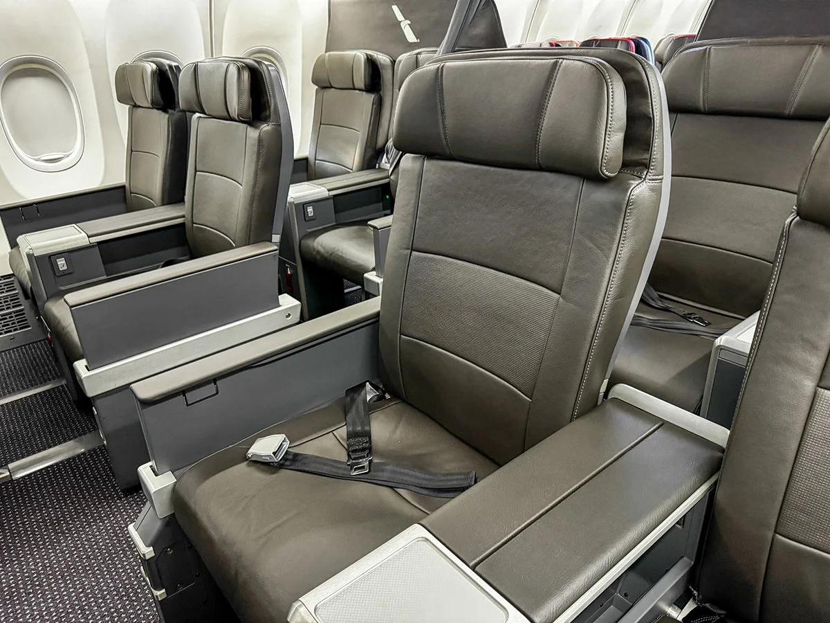 Flying First Class on American: 737 MAX 8 Review — The Pointy Miles