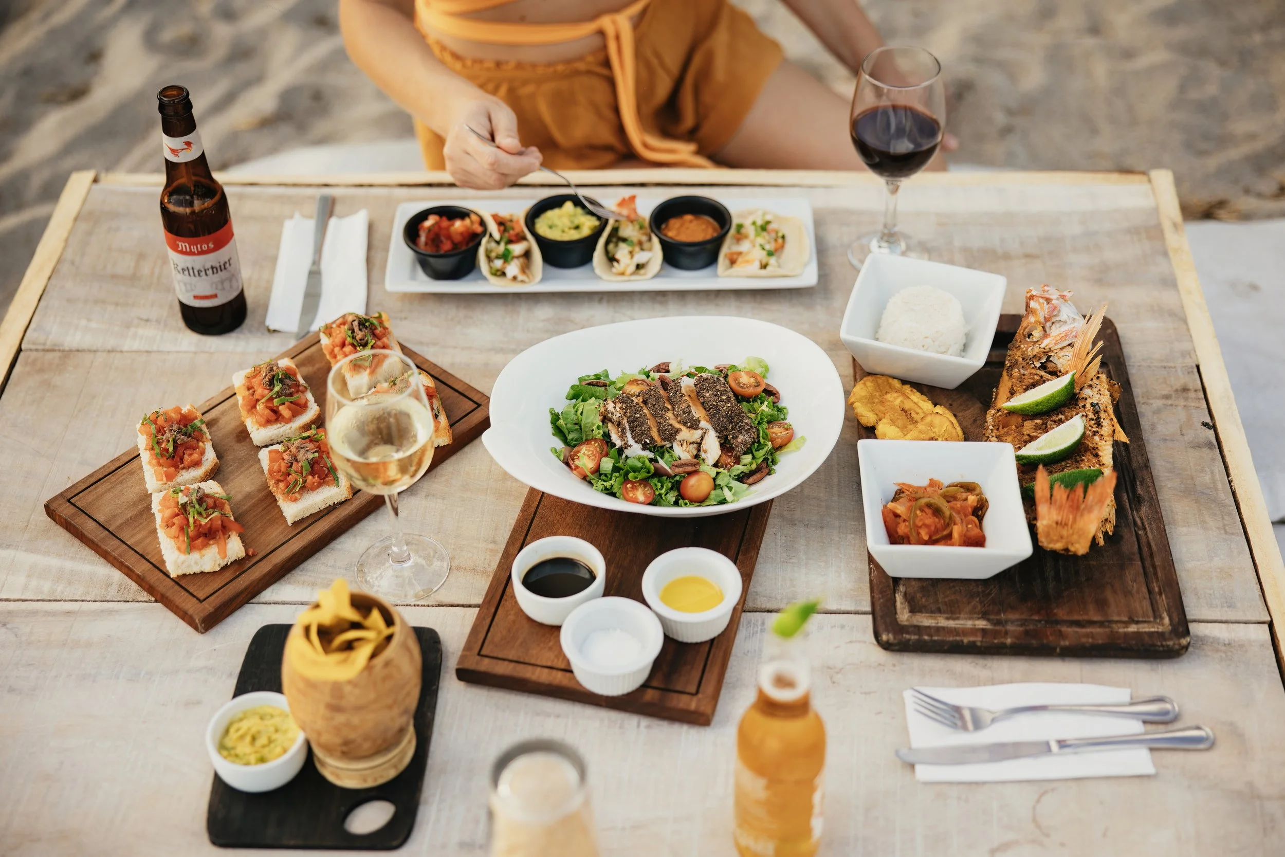 Dining | Taberna 99 & Mesquite — 99 SURF LODGE