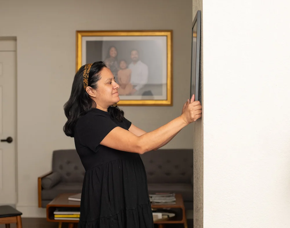 How to Hang Framed Pictures Like a Pro: A Step-by-Step Guide — Marisa ...