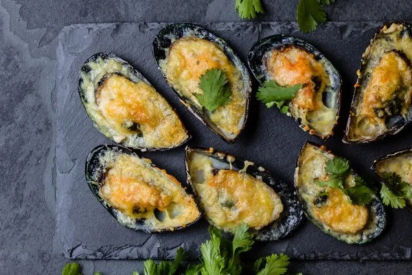 Baked Mussels using Kinkawooka Pot Ready Mussels | EP Seafoods