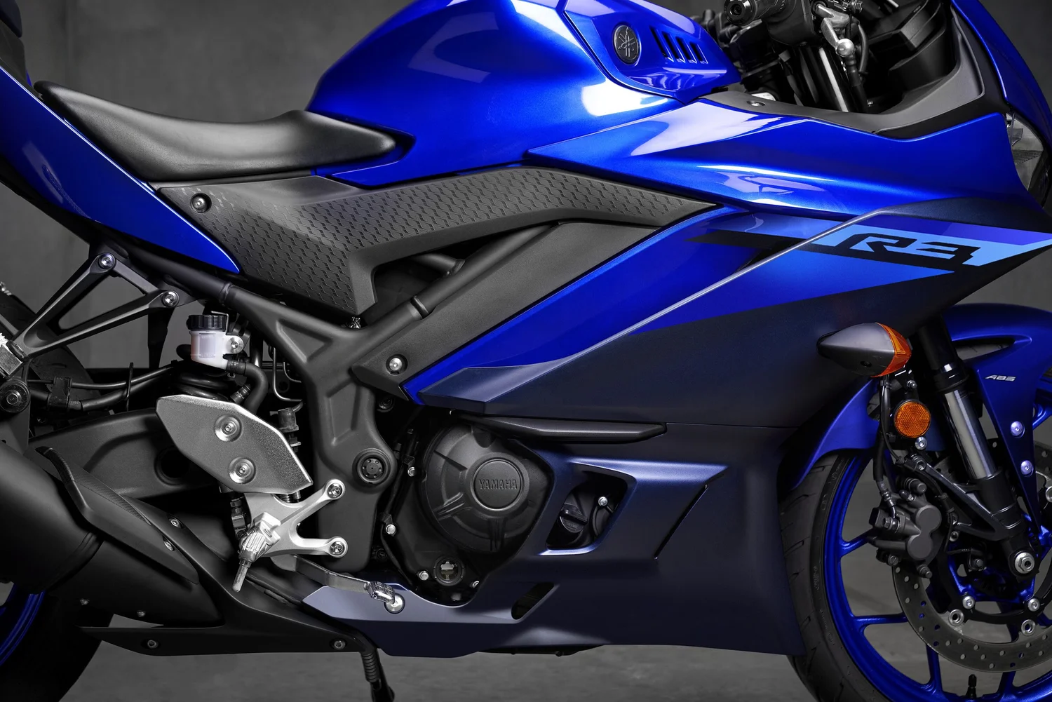 YZF-R3 — SunCity Yamaha