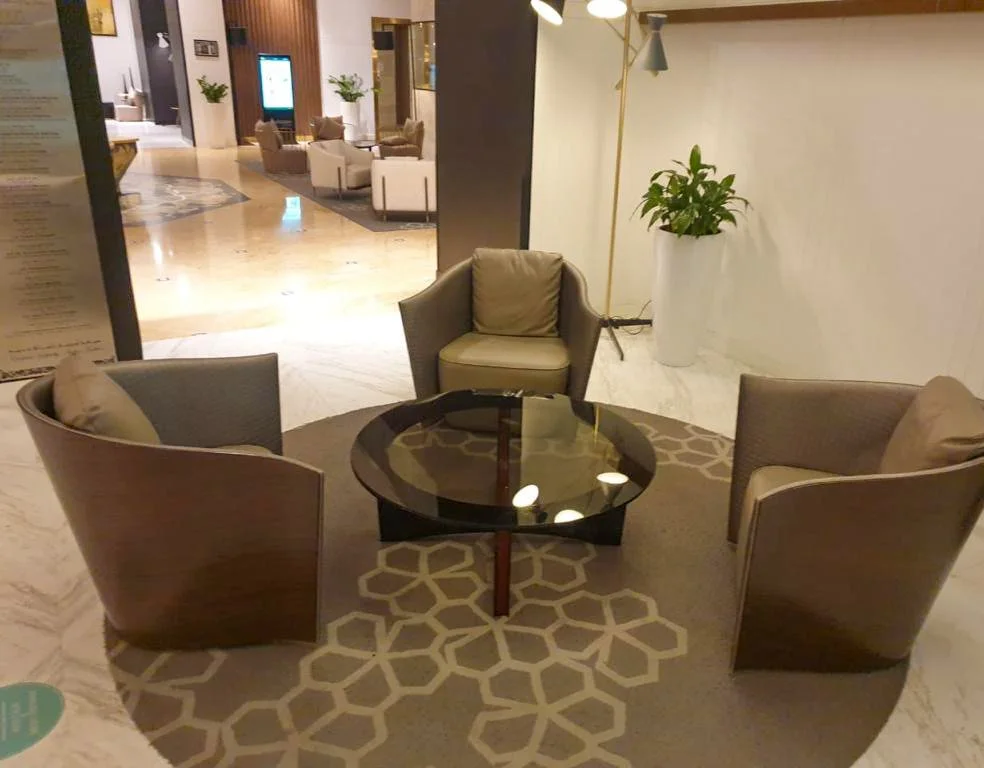 Le Meridien Lobby — Hats Interiors