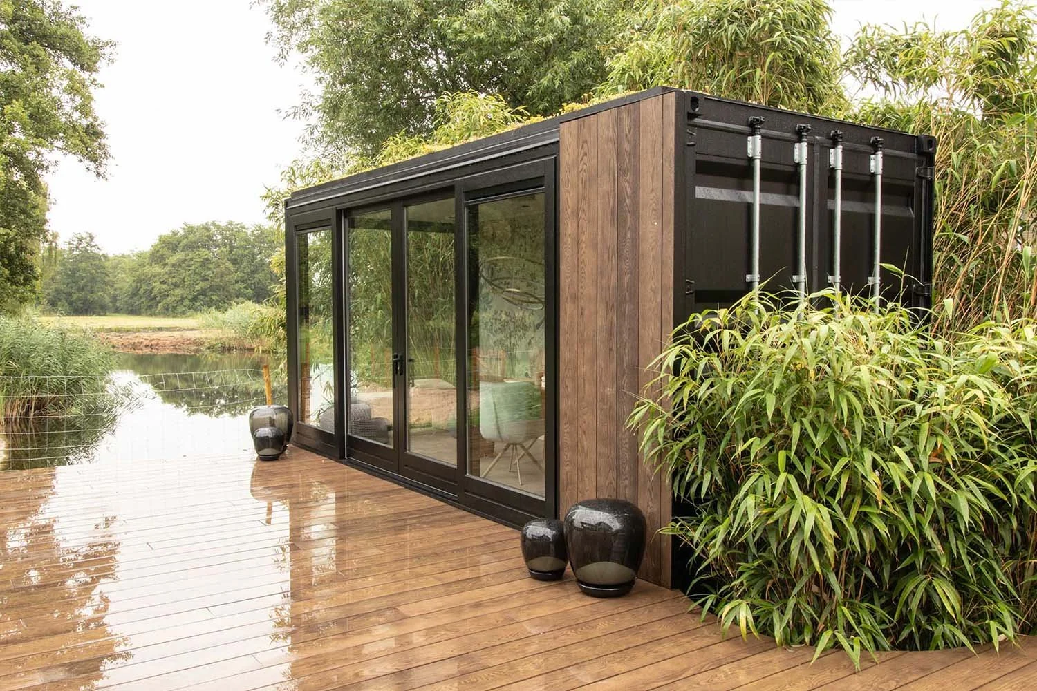 20ft Office® | Featured Cases - DLGC