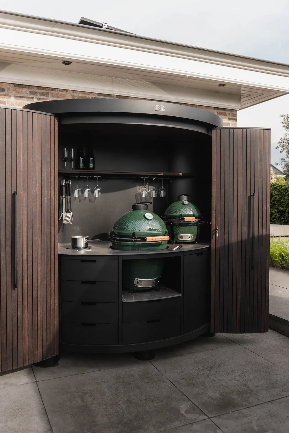 Obelyx® | Luxury outdoor kitchen cabinets - DLGC