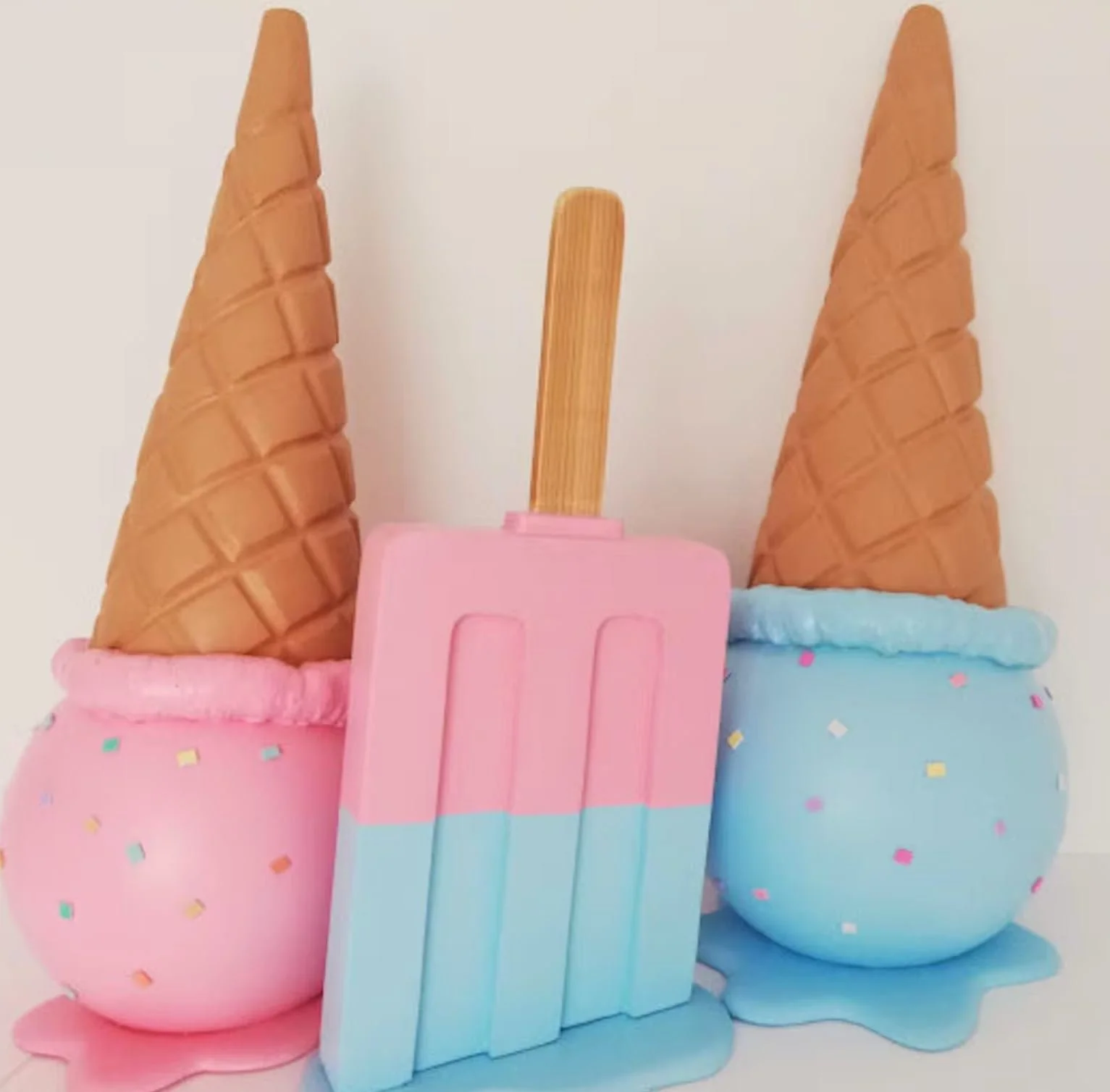 Retail Window Display Props — NOLA Designs Inc. | Retail Interior Design