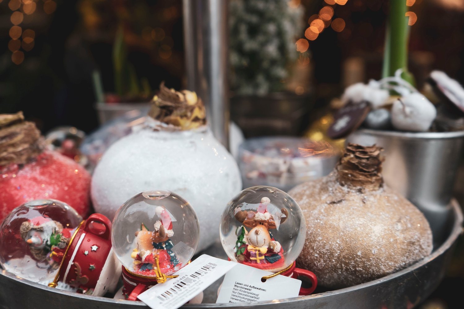 Take the Guess Work Out Visual Merchandising This Holiday Season: Tell ...