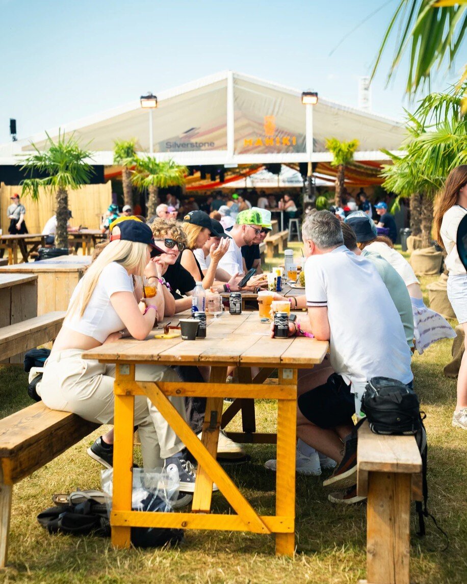 Mahiki Henley — Mahiki Outposts