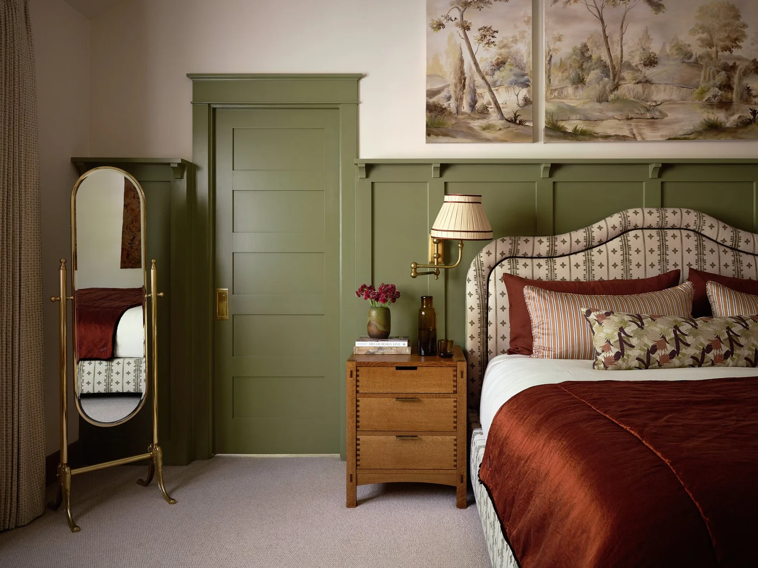 Historic 1939 Hyde Park Bungalow Renovation: Arts and Crafts Charm in ...
