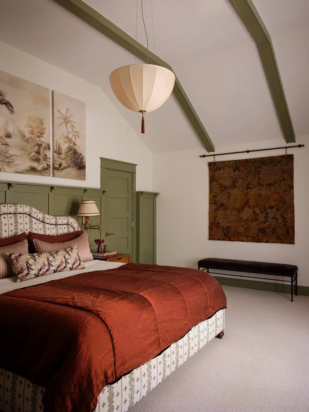 Historic 1939 Hyde Park Bungalow Renovation: Arts and Crafts Charm in ...