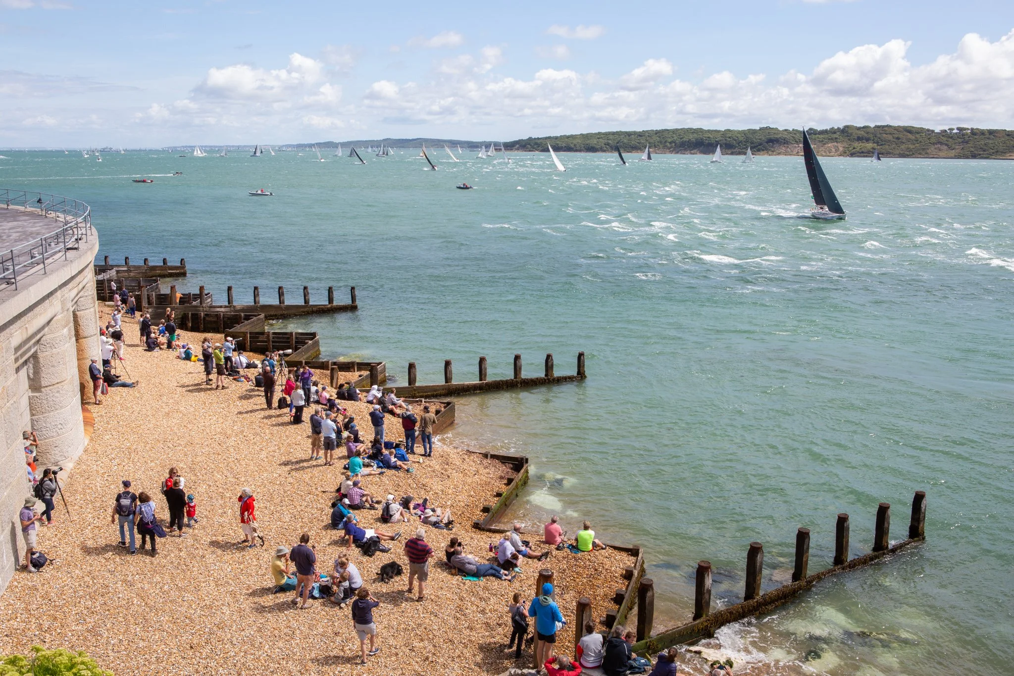 Photographs of the English coastal landscape document seaside life ...