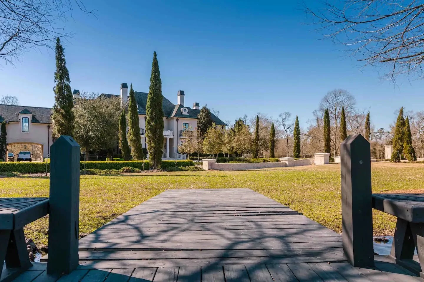 Gallery — Ponch22Estate