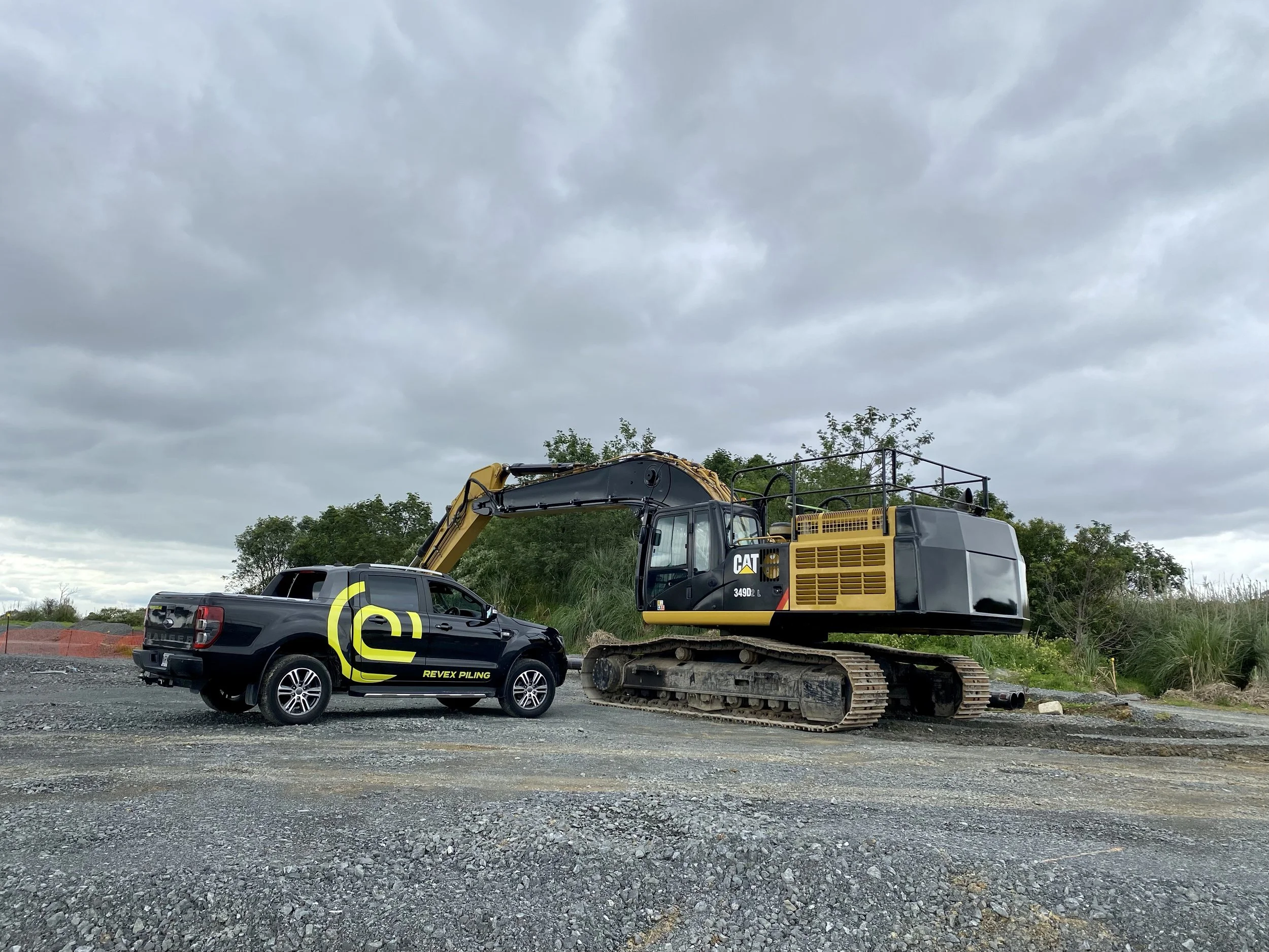 WHY USE SCREW PILES? — REVEX PILING