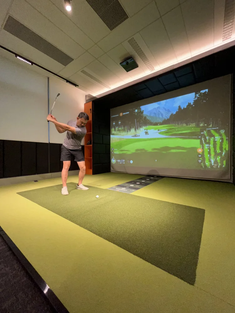 高爾夫模擬器 The Best Golf Simulators & Driving Ranges in Hong Kong — Golfing
