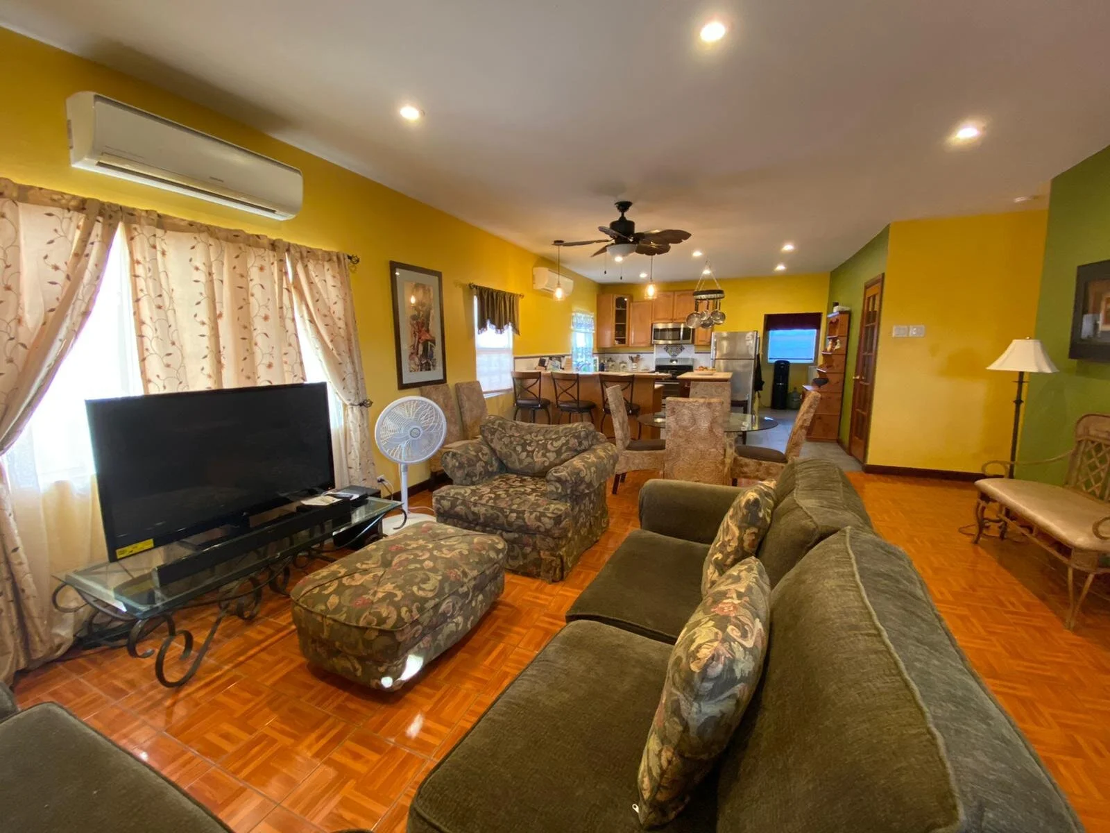 Casa Belize AirBnB Apartments For Rent in Belize — Casa Belize